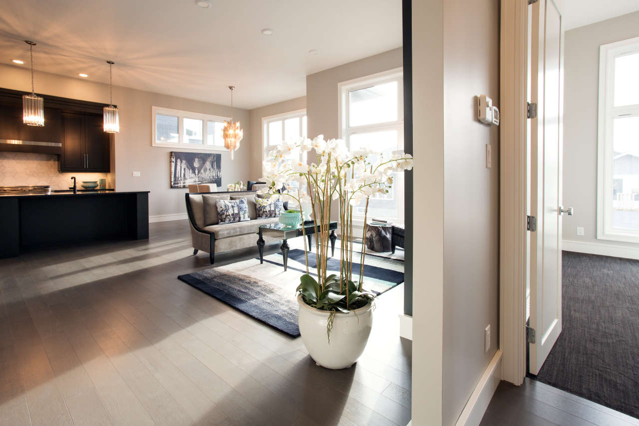 Evergreen Modified Bi-Level – Royalty Construction Home Builder in ...